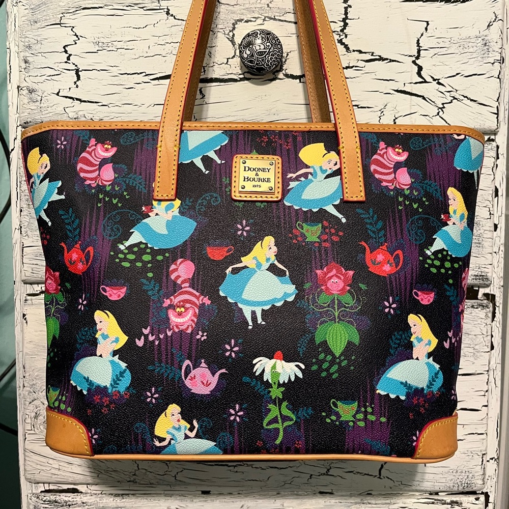 Htf. Alice In Wonderland D & B Tote - Gem
